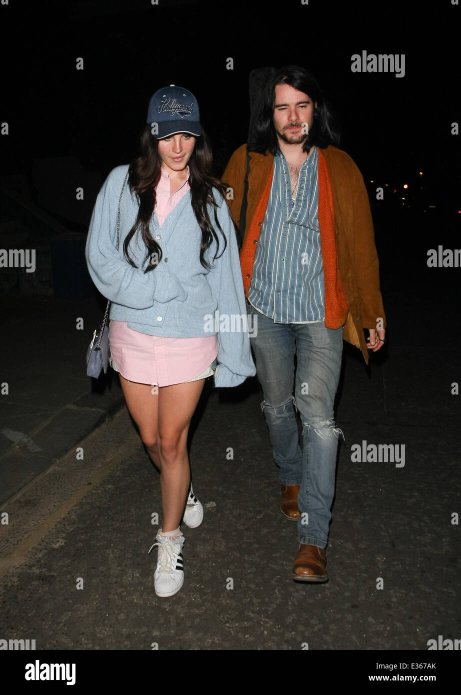 Lana del rey boyfriend barrie Banque de photographies et d’images à ...