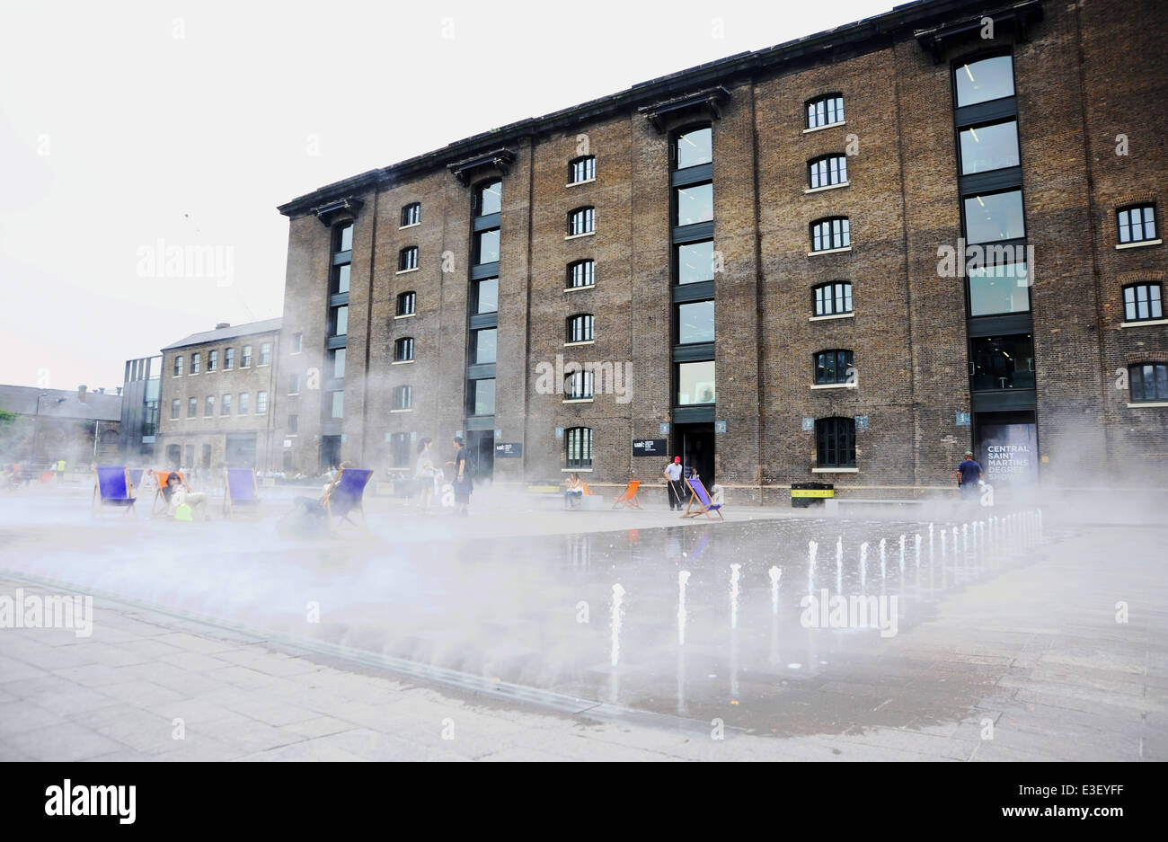 Central saint martins Banque de photographies et d’images à haute ...