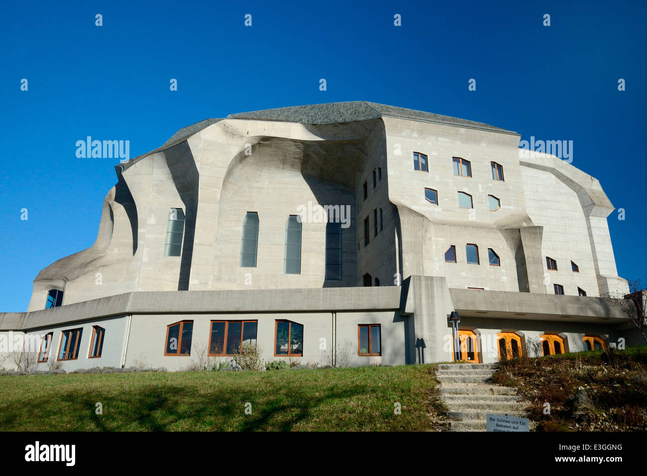 Goetheanum in dornach switzerland Banque de photographies et d’images à ...