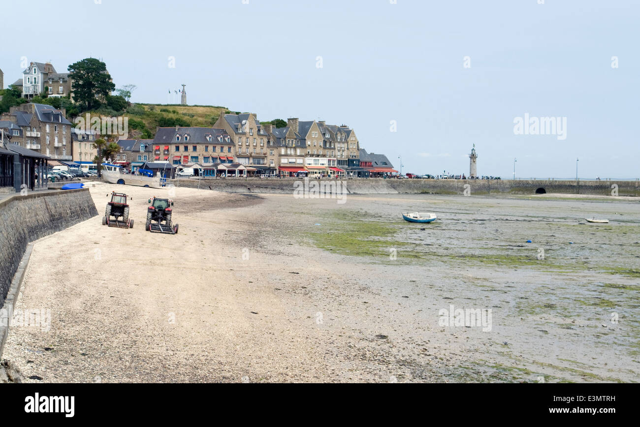 Ville et port de cancale Banque de photographies et d’images à haute ...