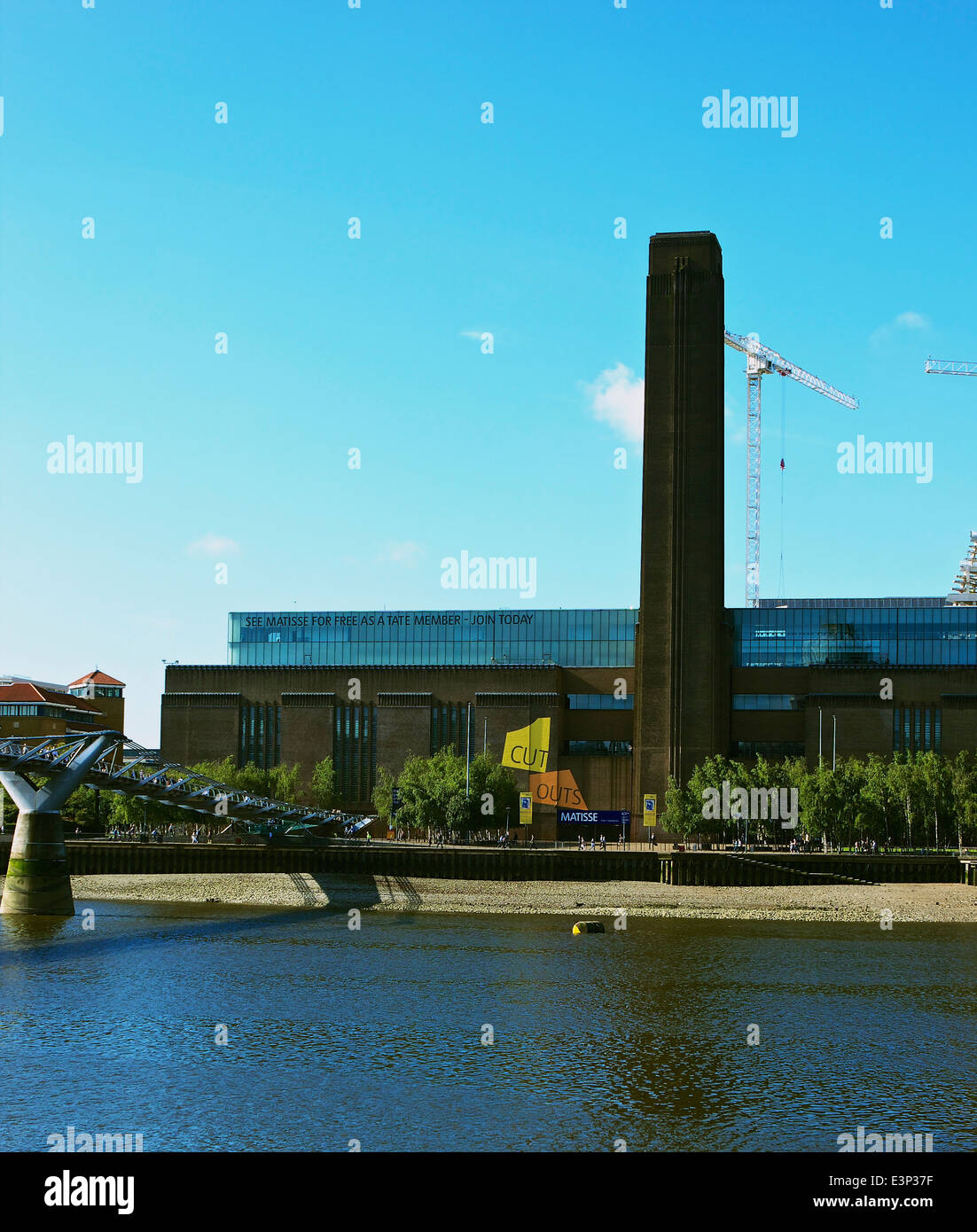 Tate modern tower architecture Banque de photographies et d’images à ...