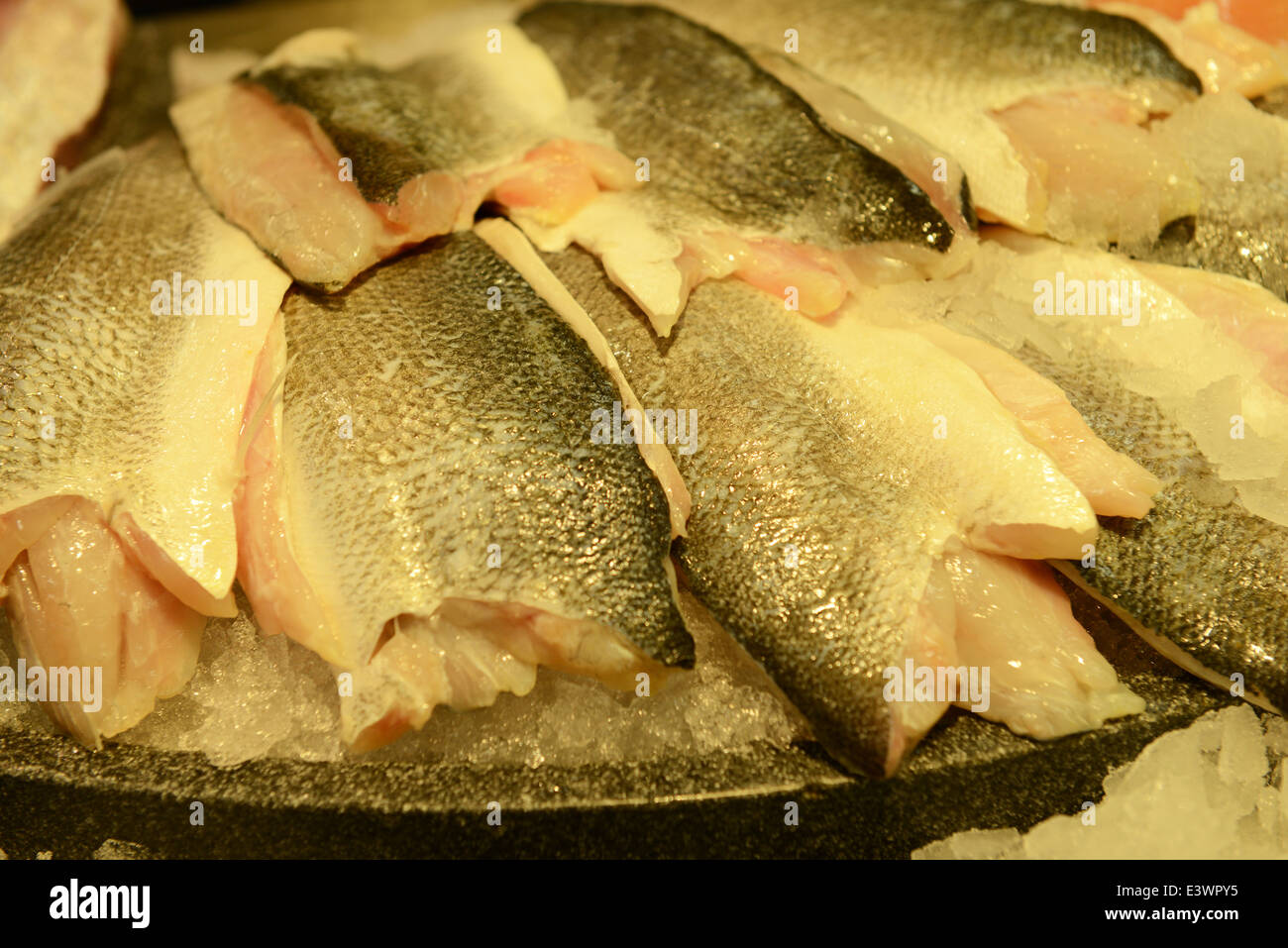 Filets de poisson morue Banque de photographies et d’images à haute ...