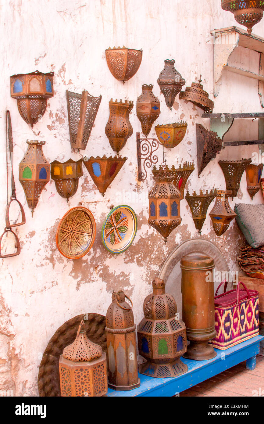 Artefacts marocains Banque de photographies et d’images à haute résolution - Alamy