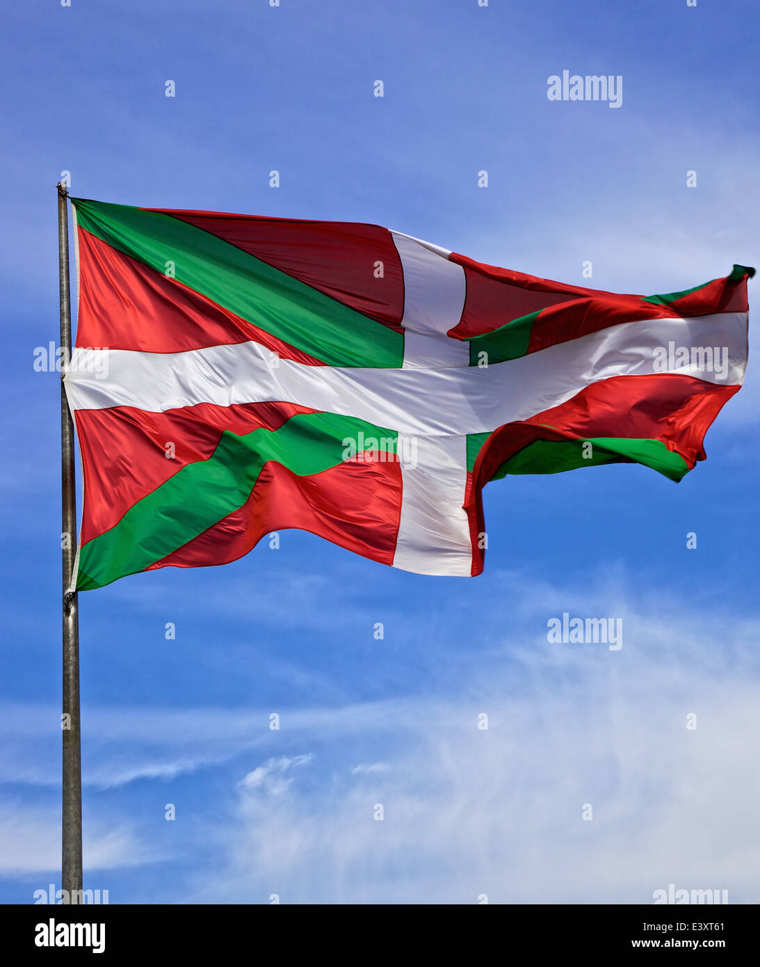 Basque flag Banque de photographies et d’images à haute résolution - Alamy