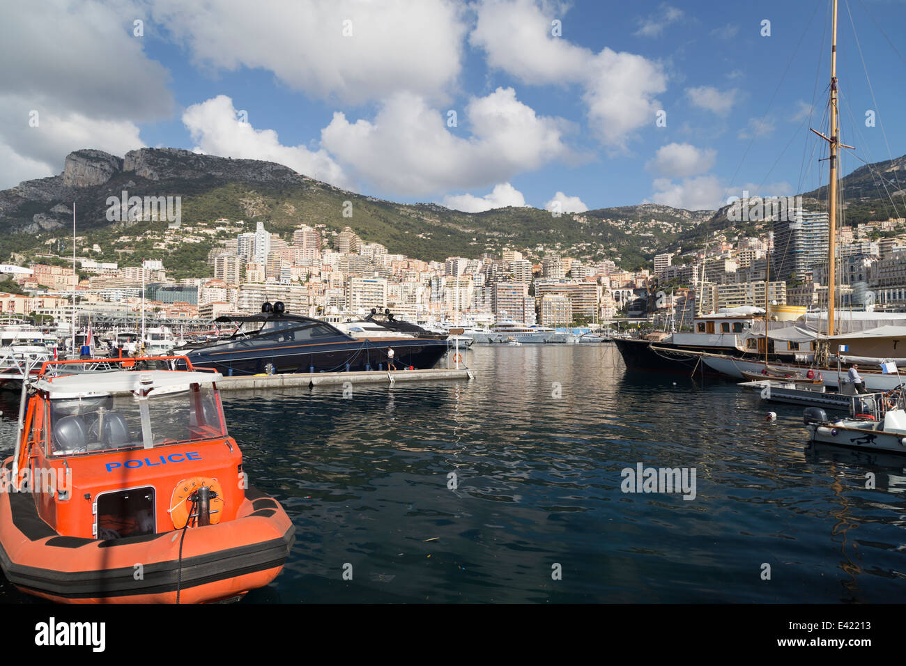 La police de monaco Banque de photographies et d’images à haute ...