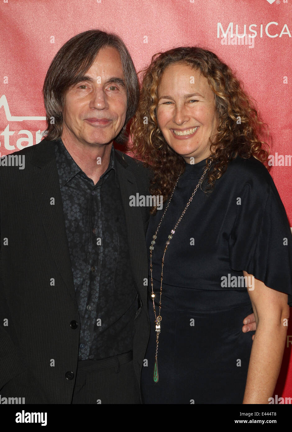 Jackson browne and dianna cohen Banque de photographies et d’images à ...