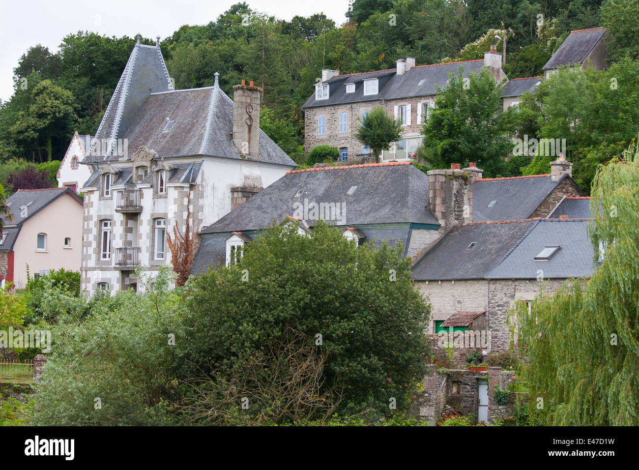 Pontrieux brittany france Banque de photographies et d’images à haute ...