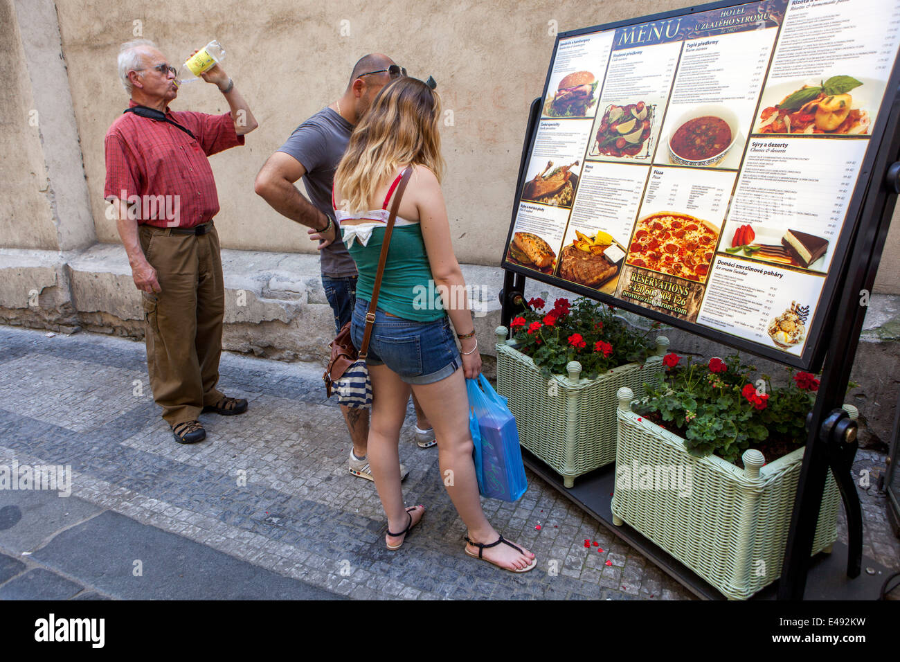 Affichage menu restaurant Banque de photographies et d’images à haute ...