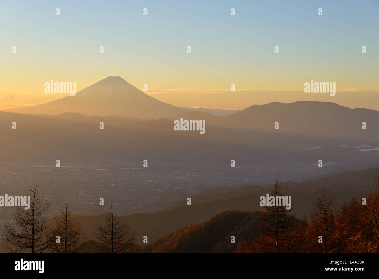 Kofu basin Banque de photographies et d’images à haute résolution - Alamy