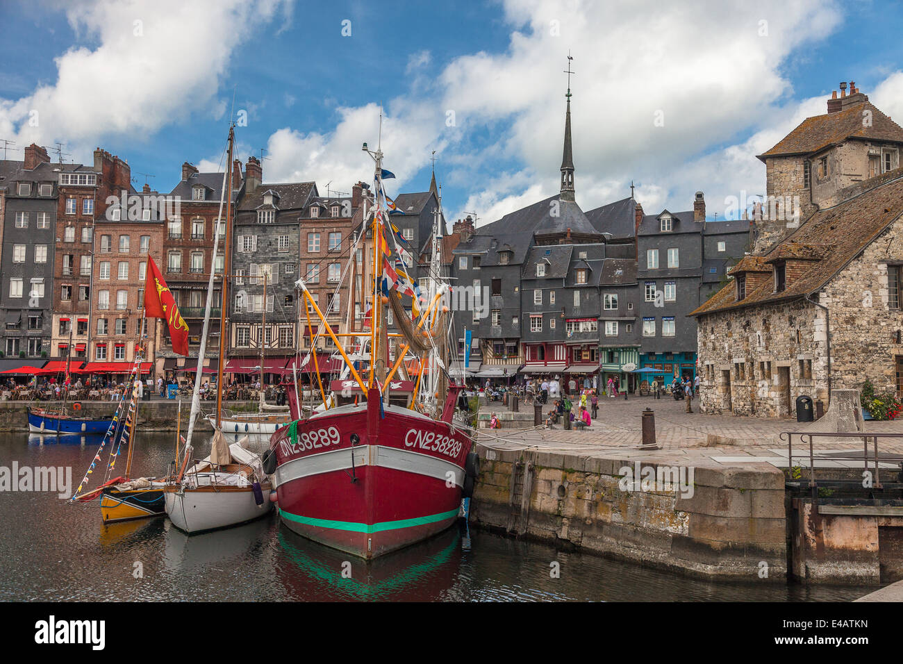 Le port de honfleur Banque de photographies et d’images à haute ...