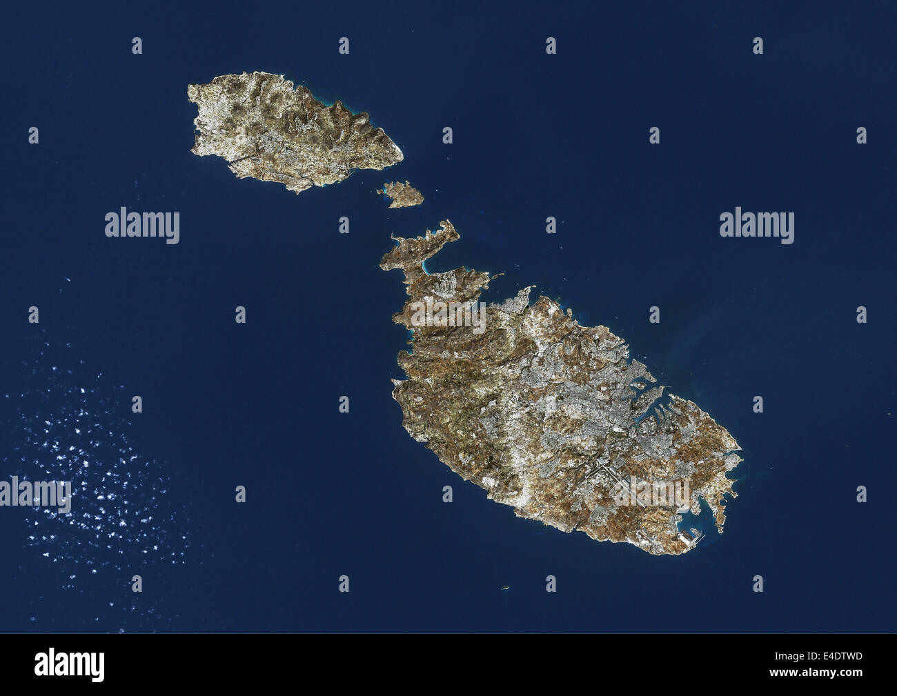 Malte, île de Malte, True Color Image satellite. Malte, île de Malte ...