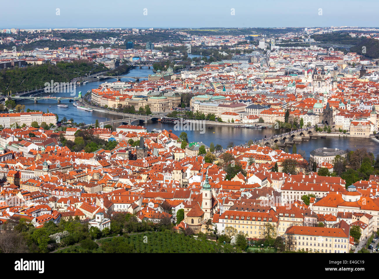 Tour d'observation de petrin Banque de photographies et d’images à ...
