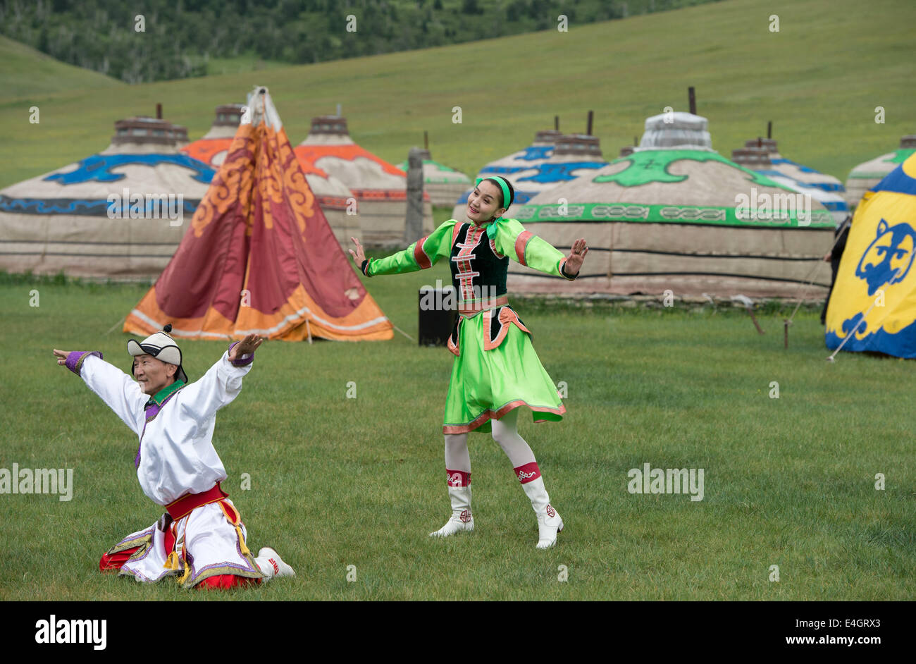 Mongolian Folklore Banque d'image et photos - Alamy
