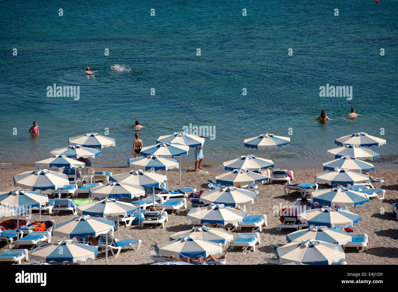 Kiotari beach rhodes Banque de photographies et d’images à haute ...