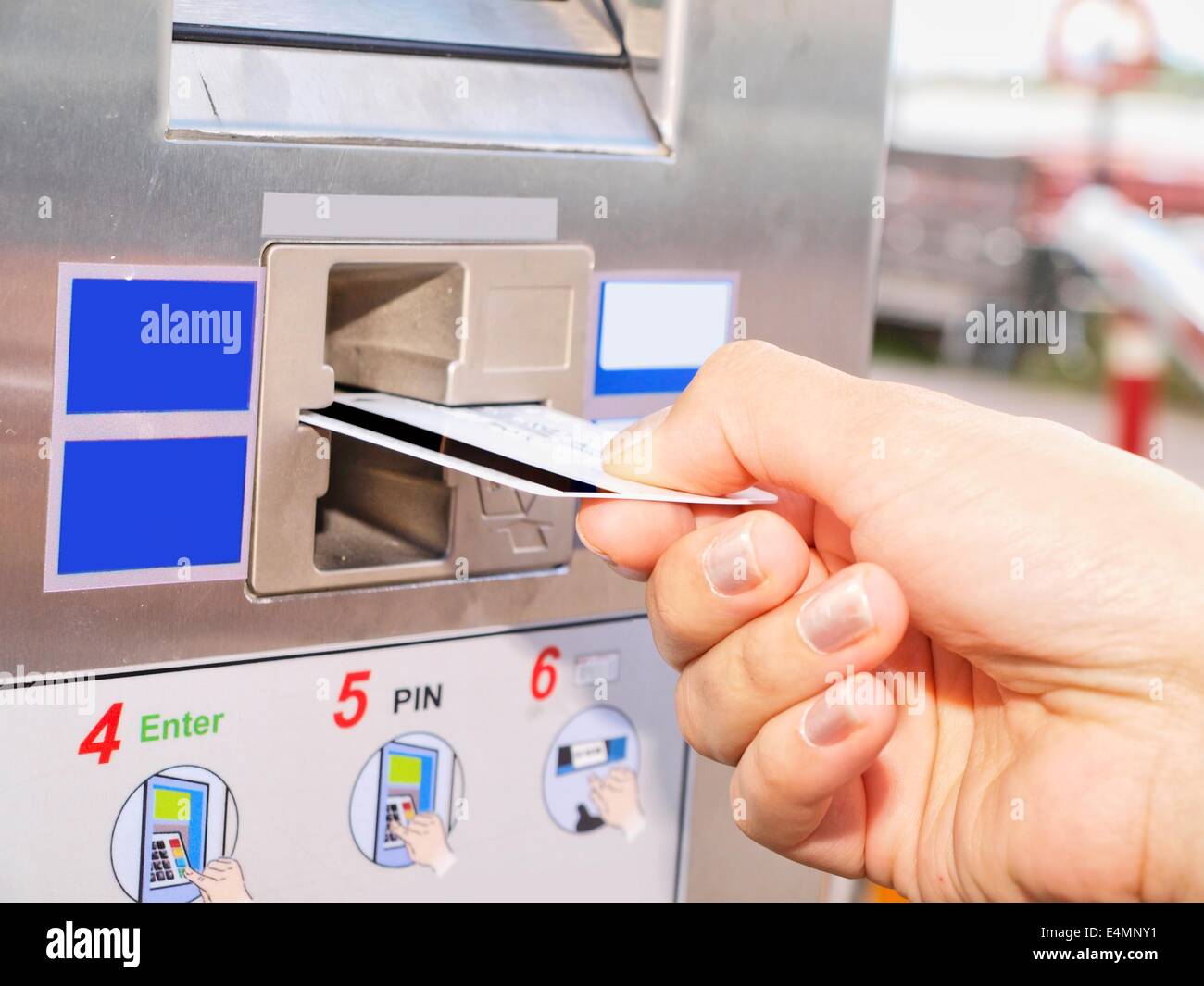 Distributeur automatique de billets Photo Stock - Alamy