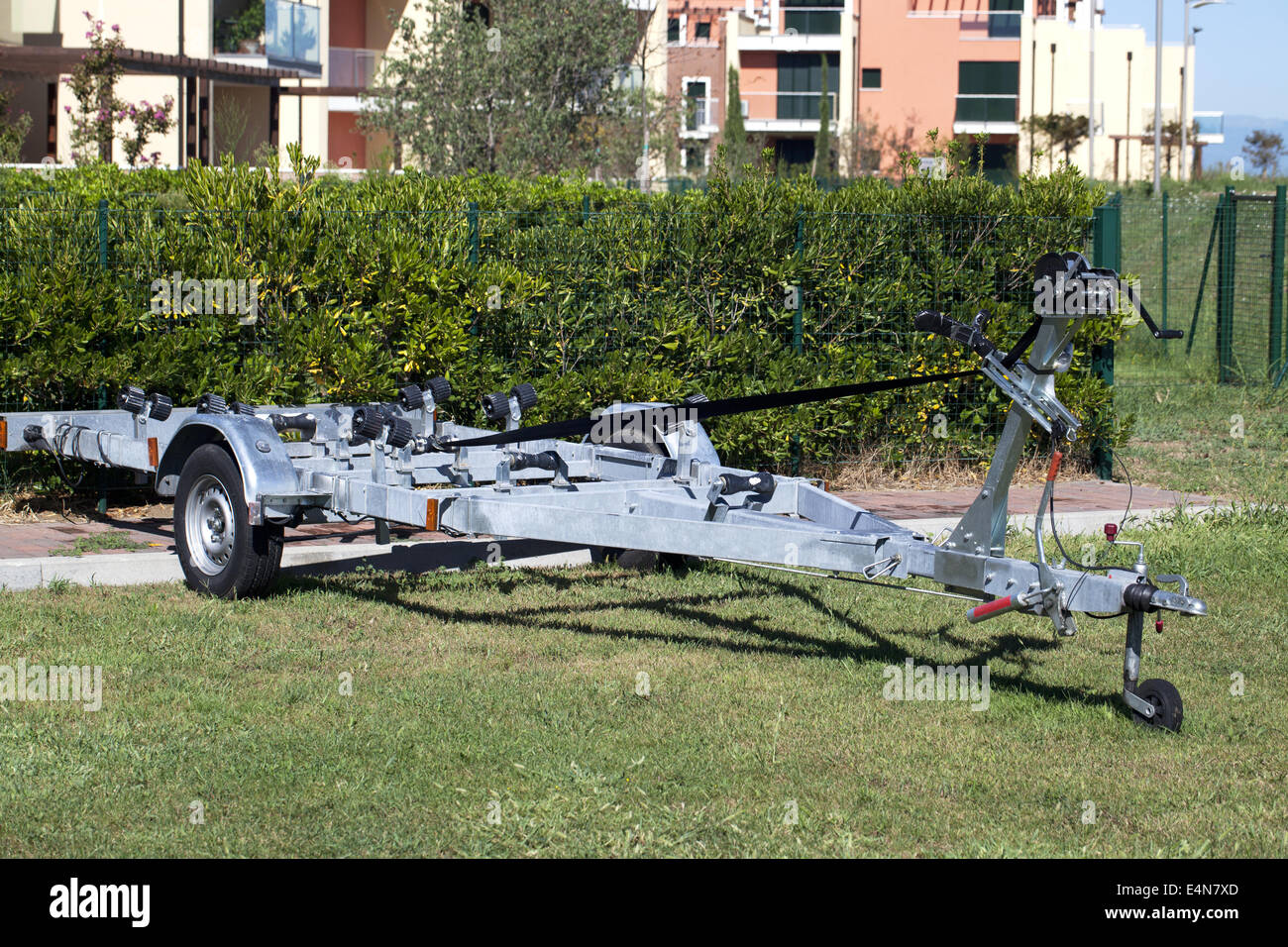 Remorque vide Banque de photographies et d’images à haute résolution ...