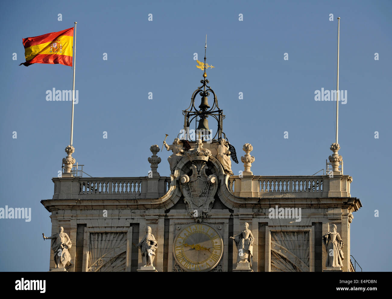 Drapeau de madrid espagne drapeaux de madrid Banque de photographies et ...