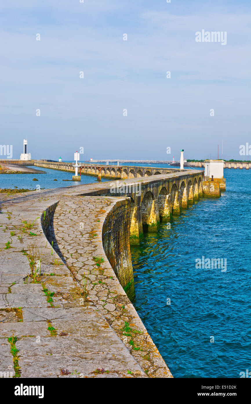 Pont balise Banque de photographies et d’images à haute résolution - Alamy
