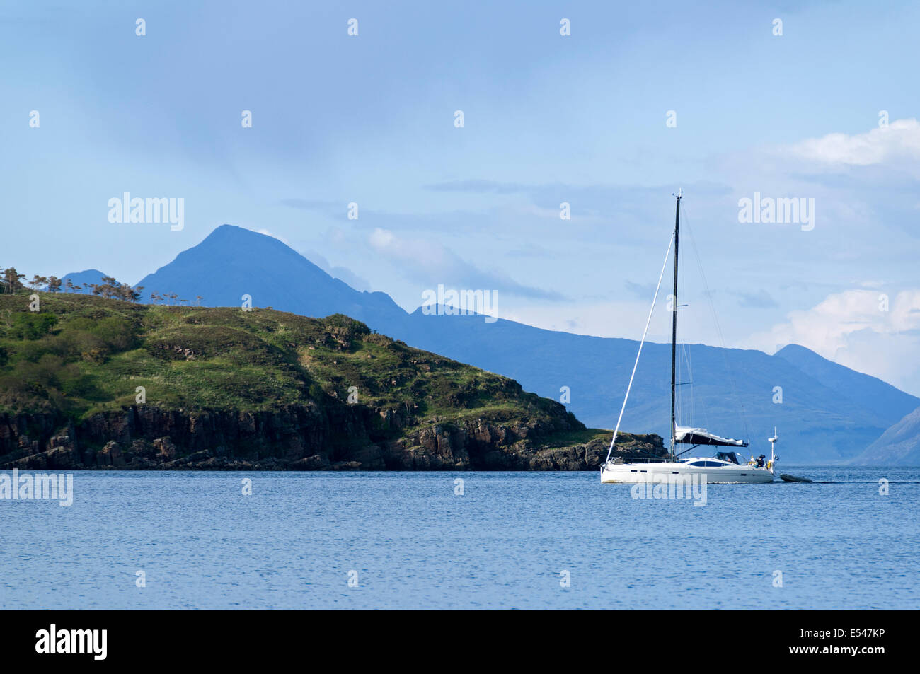 Bla Bheinn (Selkirk Arms) sur Skye Loch de Scresort, Kinloch, à l'île ...