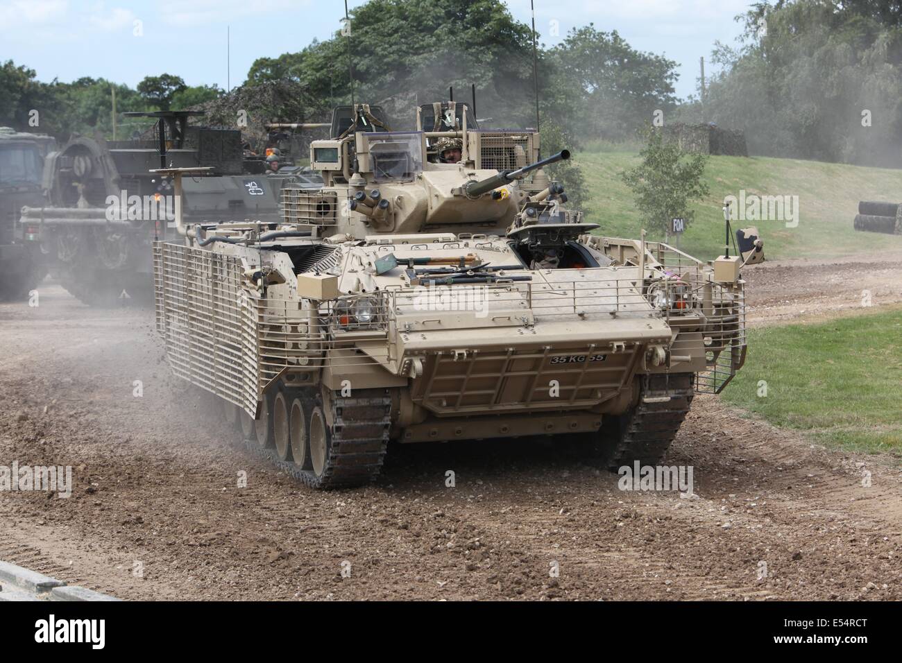 British army warrior tank Banque de photographies et d’images à haute ...