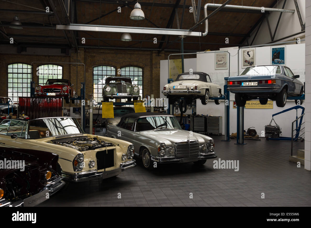 Workshop mercedes benz Banque de photographies et d’images à haute ...