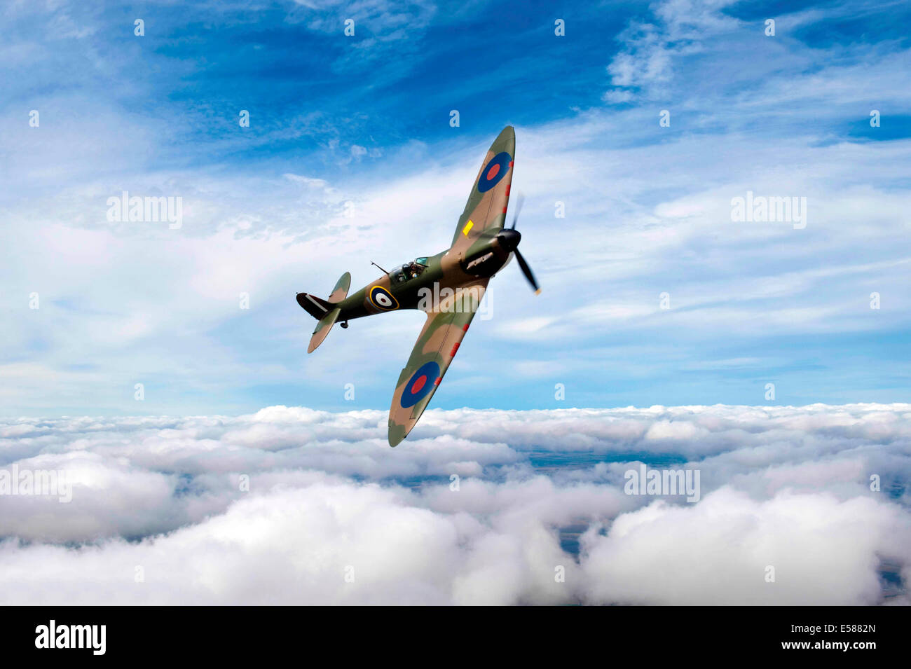 Spitfire Mk 1 .P9374 piloté par Jean Romain qui a été restauré.a ...
