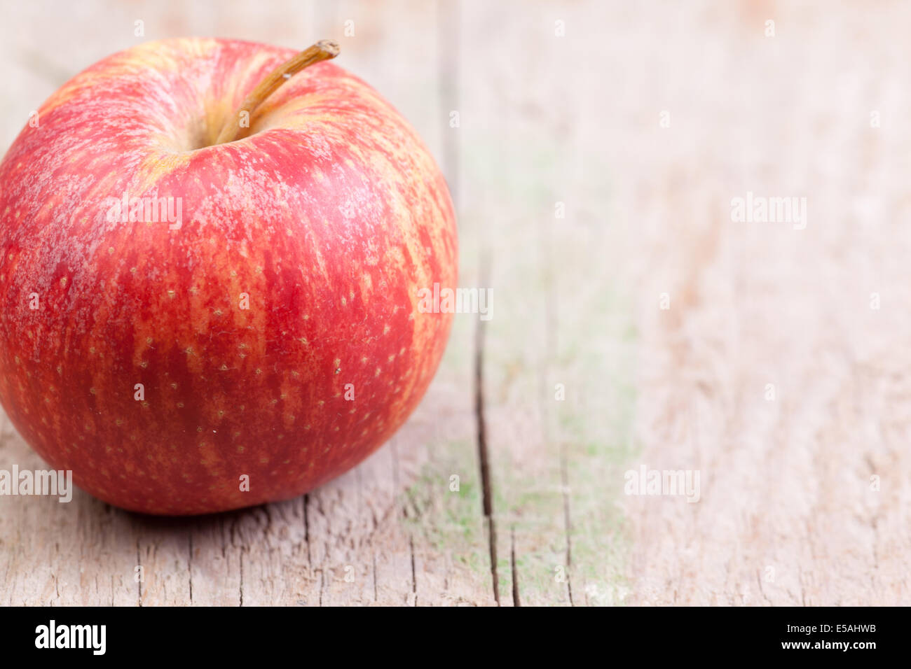 Bois bruts Banque de photographies et d’images à haute résolution - Alamy