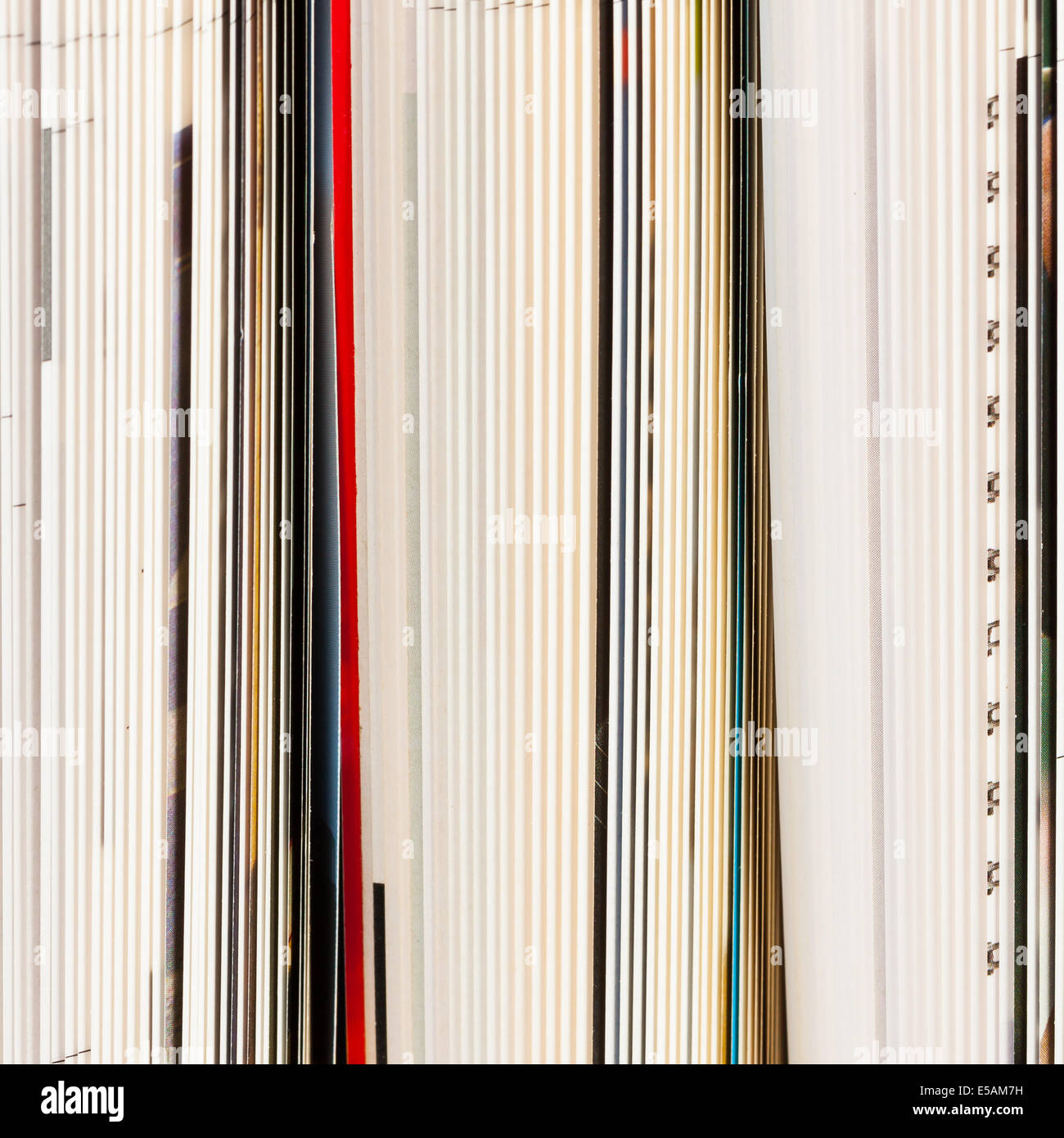 Pages de magazine Banque de photographies et d’images à haute ...