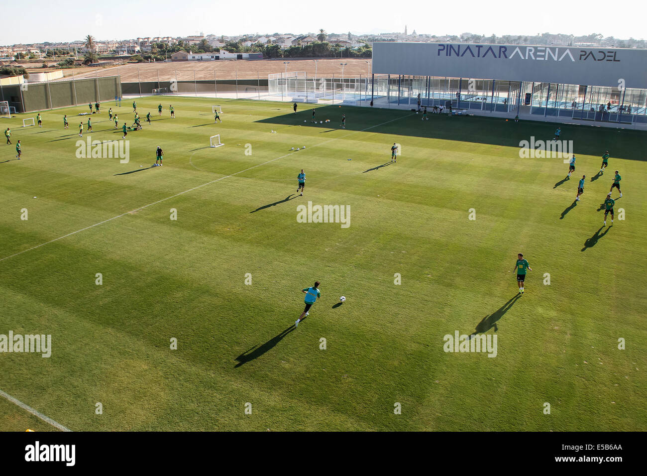 Pinatar arena football center football Banque de photographies et d ...