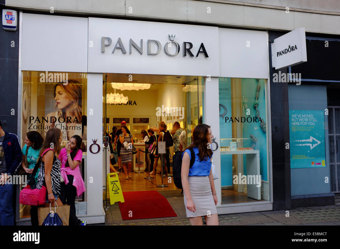 Rue pandora Banque de photographies et d’images à haute résolution - Alamy
