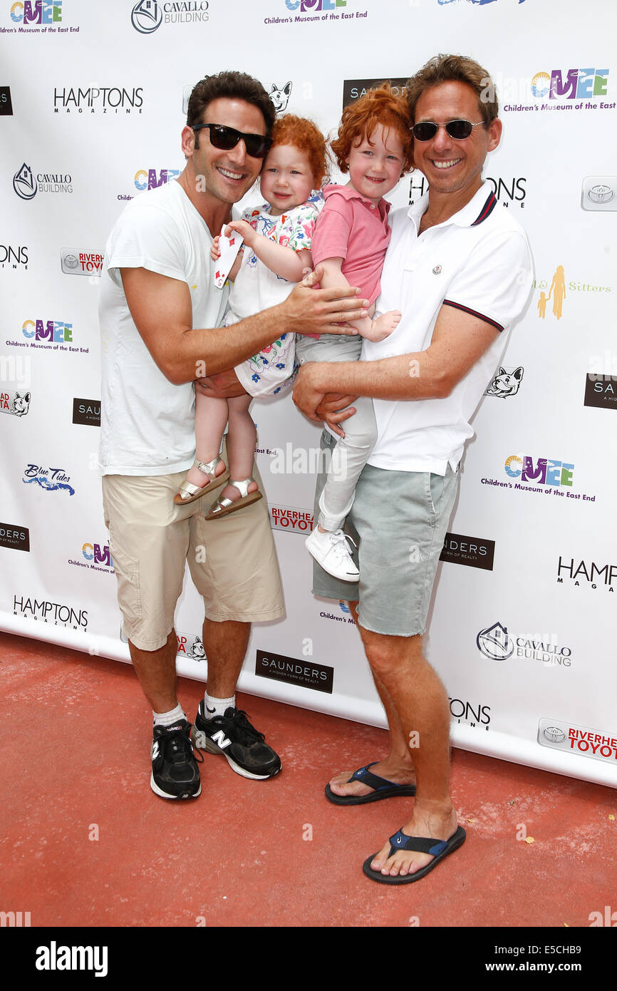 Mark Feuerstein, nièce Lily Rae Feuerstein, neveu Jacob Feuerstein ...