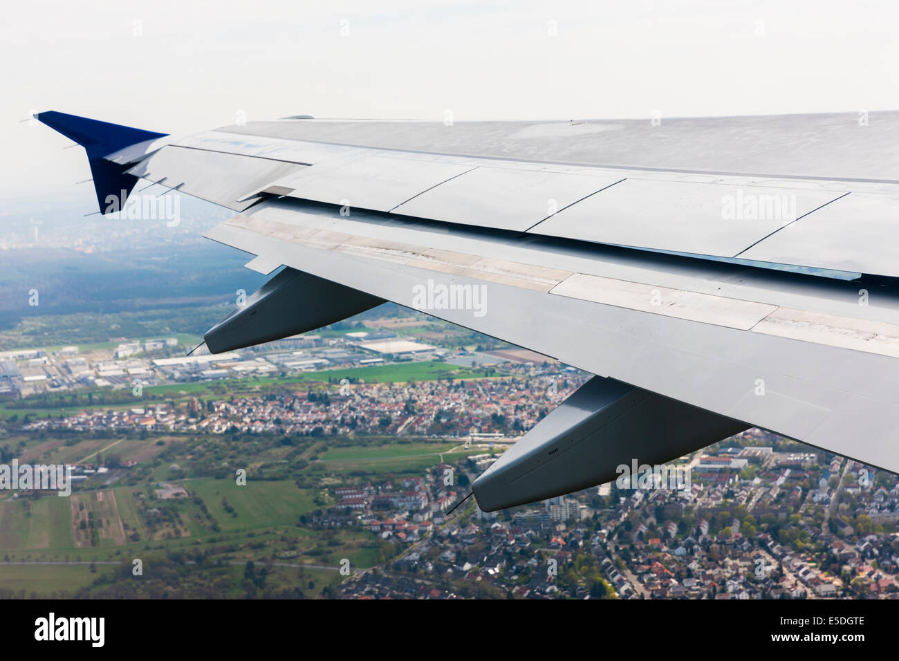 Volets d'atterrissage d'un avion Banque de photographies et d’images à ...