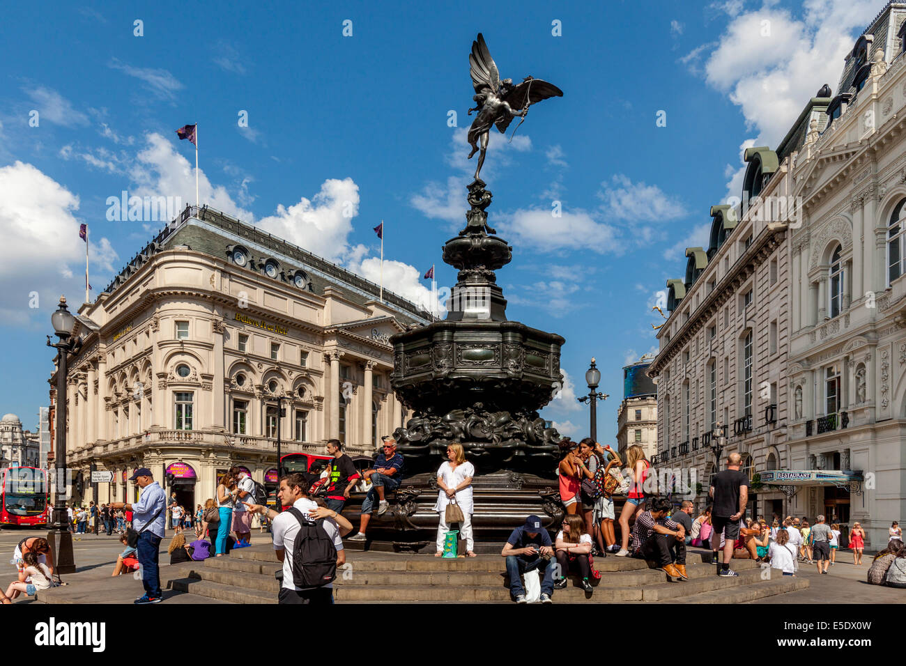 Statue eros Banque de photographies et d’images à haute résolution - Alamy