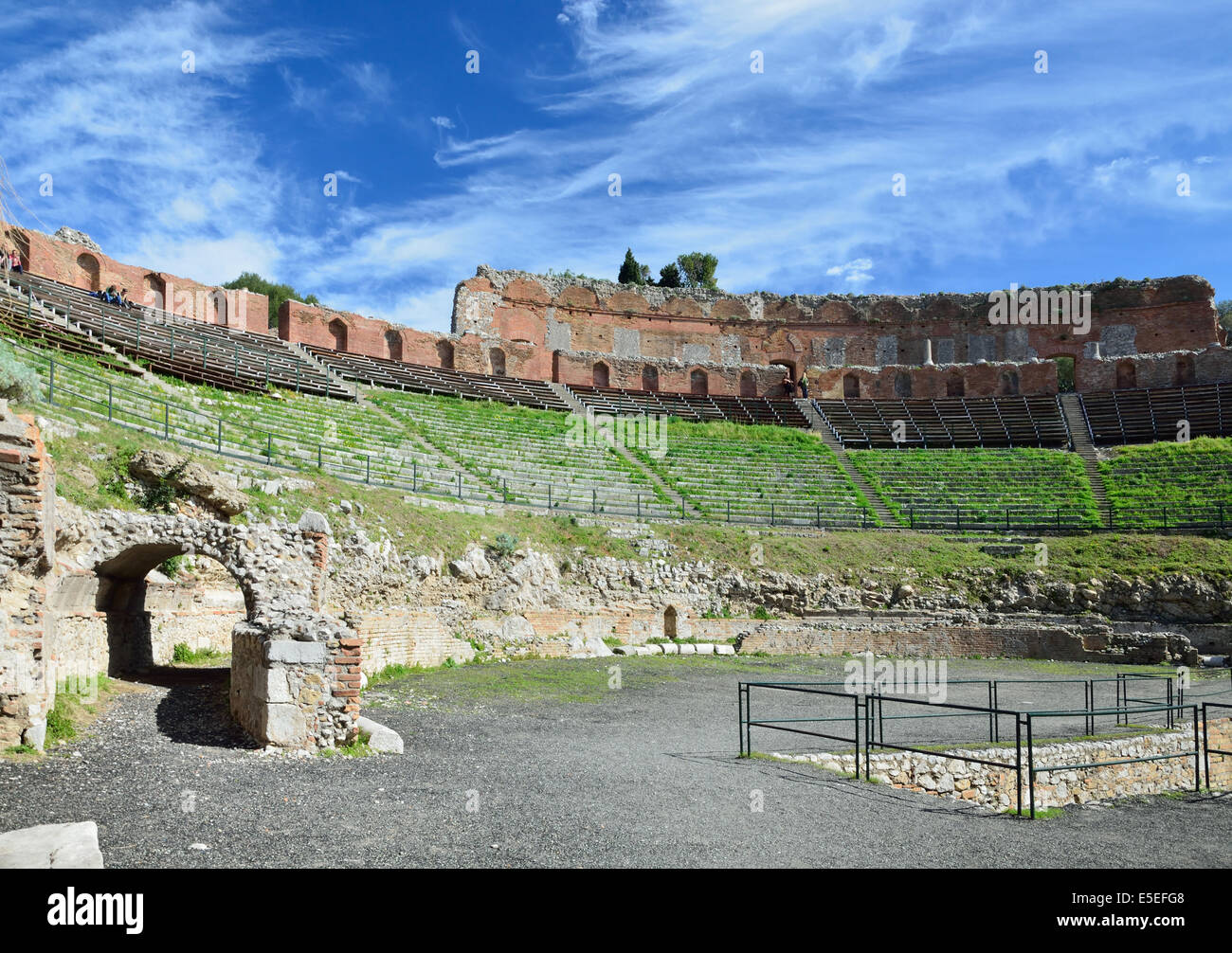 Restored greek theater Banque de photographies et d’images à haute ...