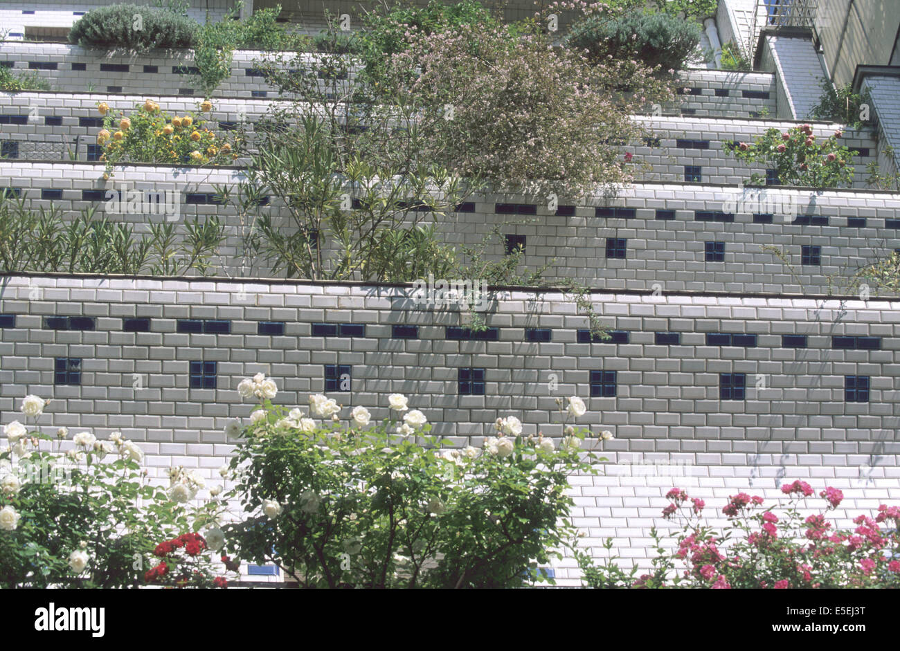 France, paris 6, 26 rue Vavin, immeuble, ceramique, balcons et ...