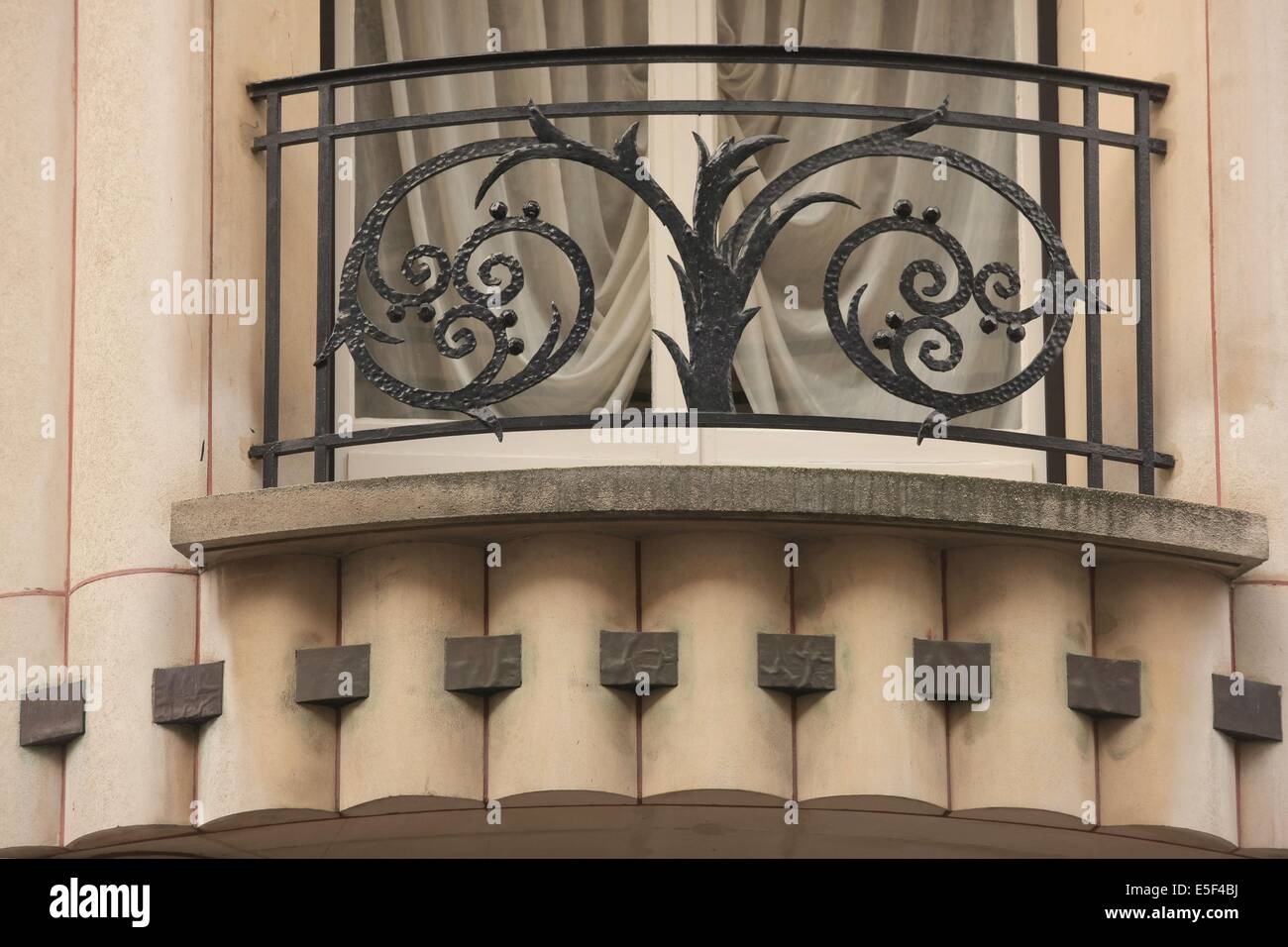 24 rue beaujon Banque de photographies et d’images à haute résolution ...