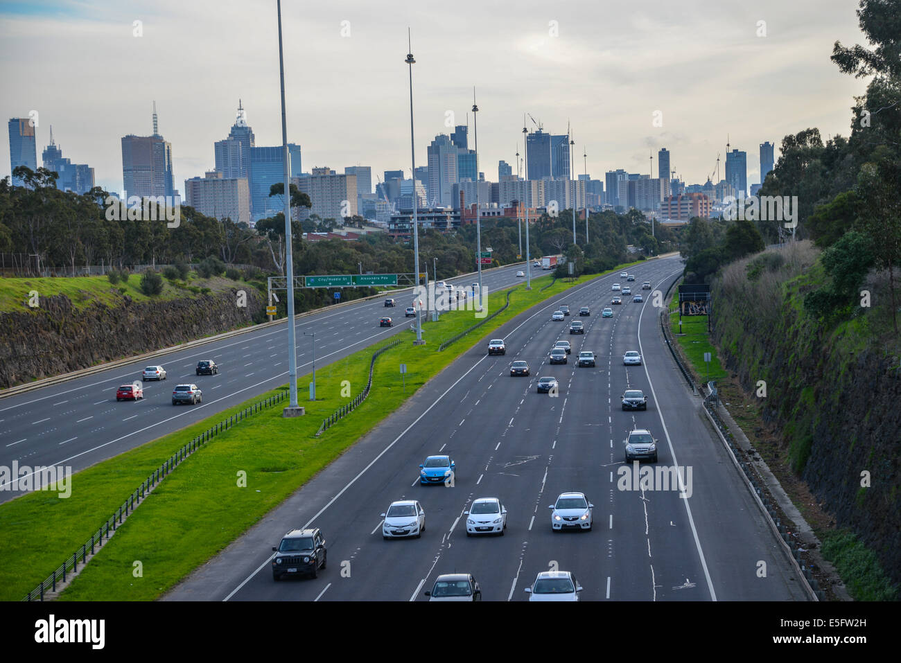 Melbourne motorway Banque de photographies et d’images à haute ...