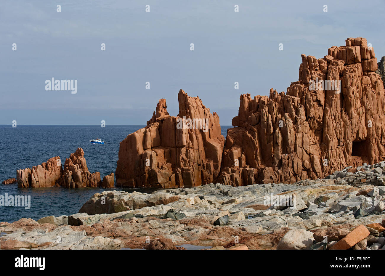 Roches rouges arbatax Banque de photographies et d’images à haute ...