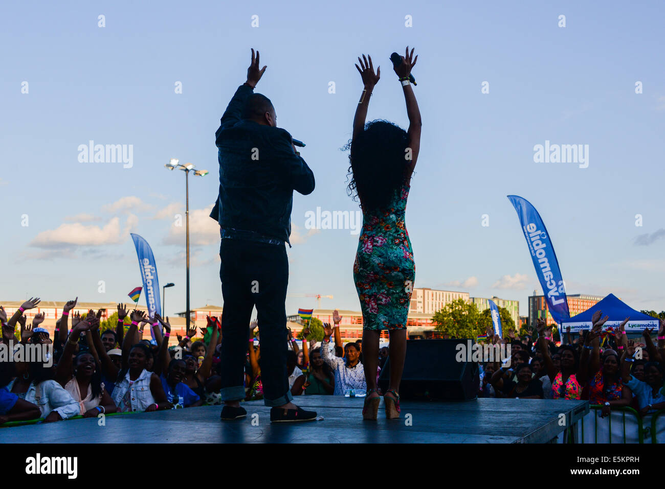 Alain Ramanisum Roule A Li Clipart