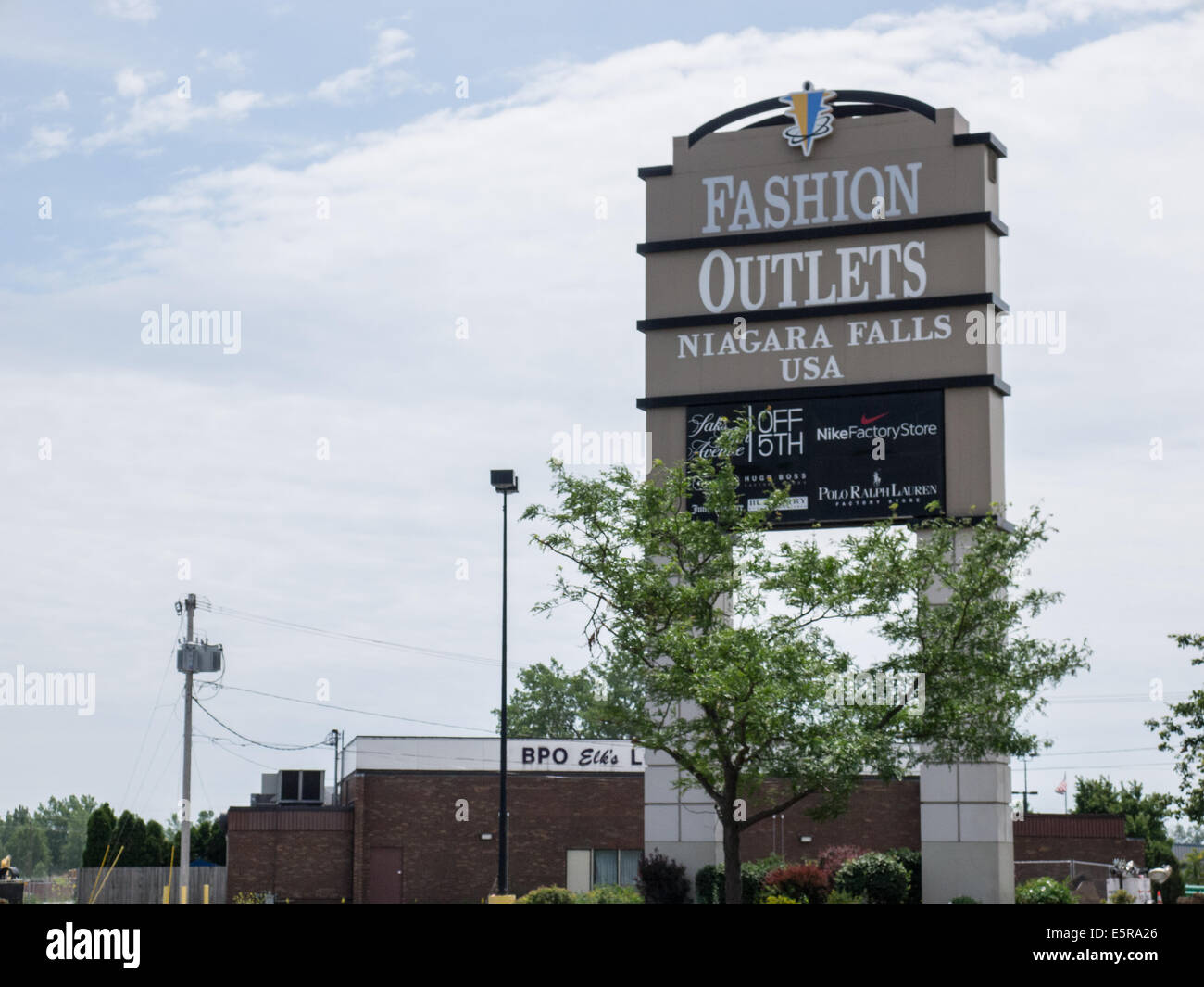 Niagara falls shopping Banque de photographies et d’images à haute ...