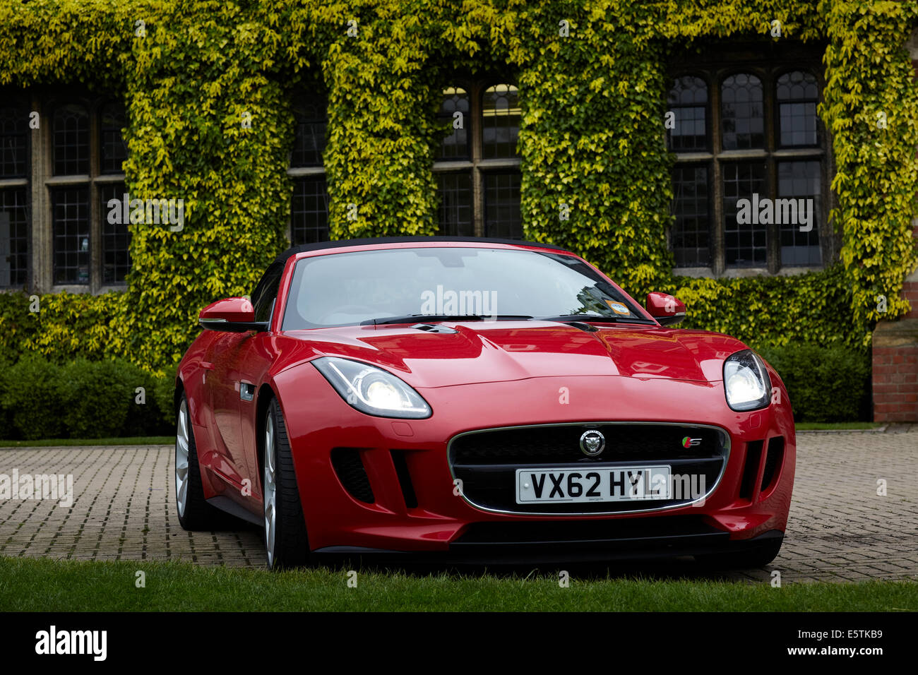 Robert Crampton journaliste test de conduite la nouvelle Jaguar F-type ...