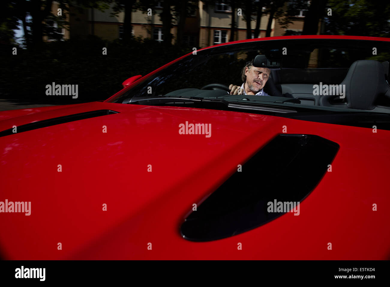 Robert Crampton journaliste test de conduite la nouvelle Jaguar F-type ...