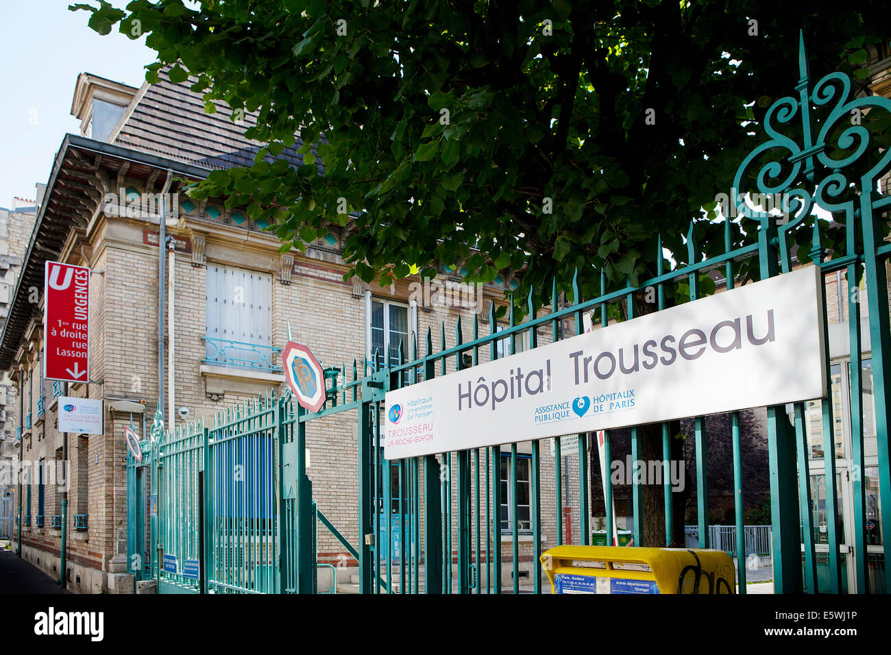 Trousseau hopital Banque de photographies et d’images à haute ...