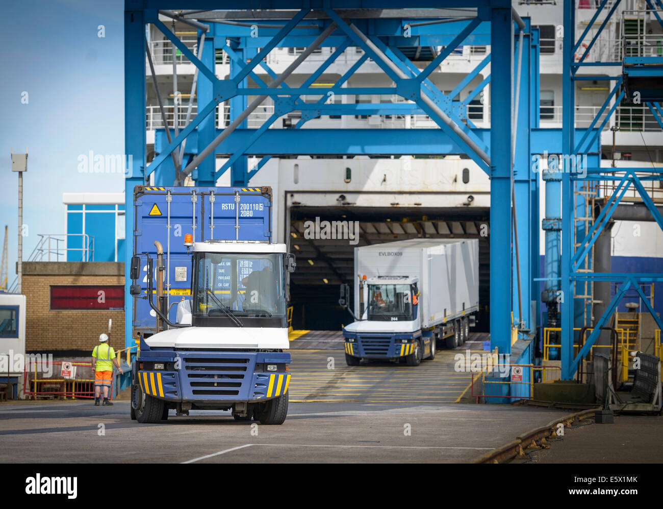 Chargement en camion Banque de photographies et d’images à haute ...