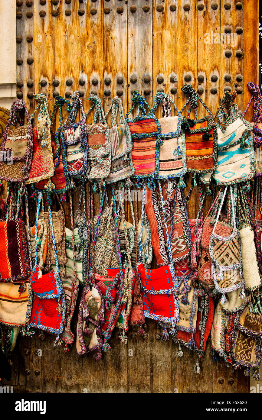 Artefacts marocains Banque de photographies et d’images à haute résolution - Alamy