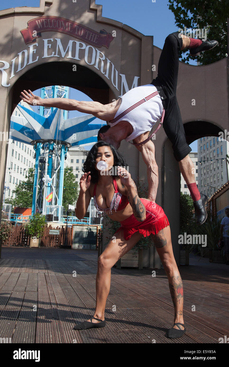 Heather holliday Banque de photographies et d’images à haute résolution - Alamy