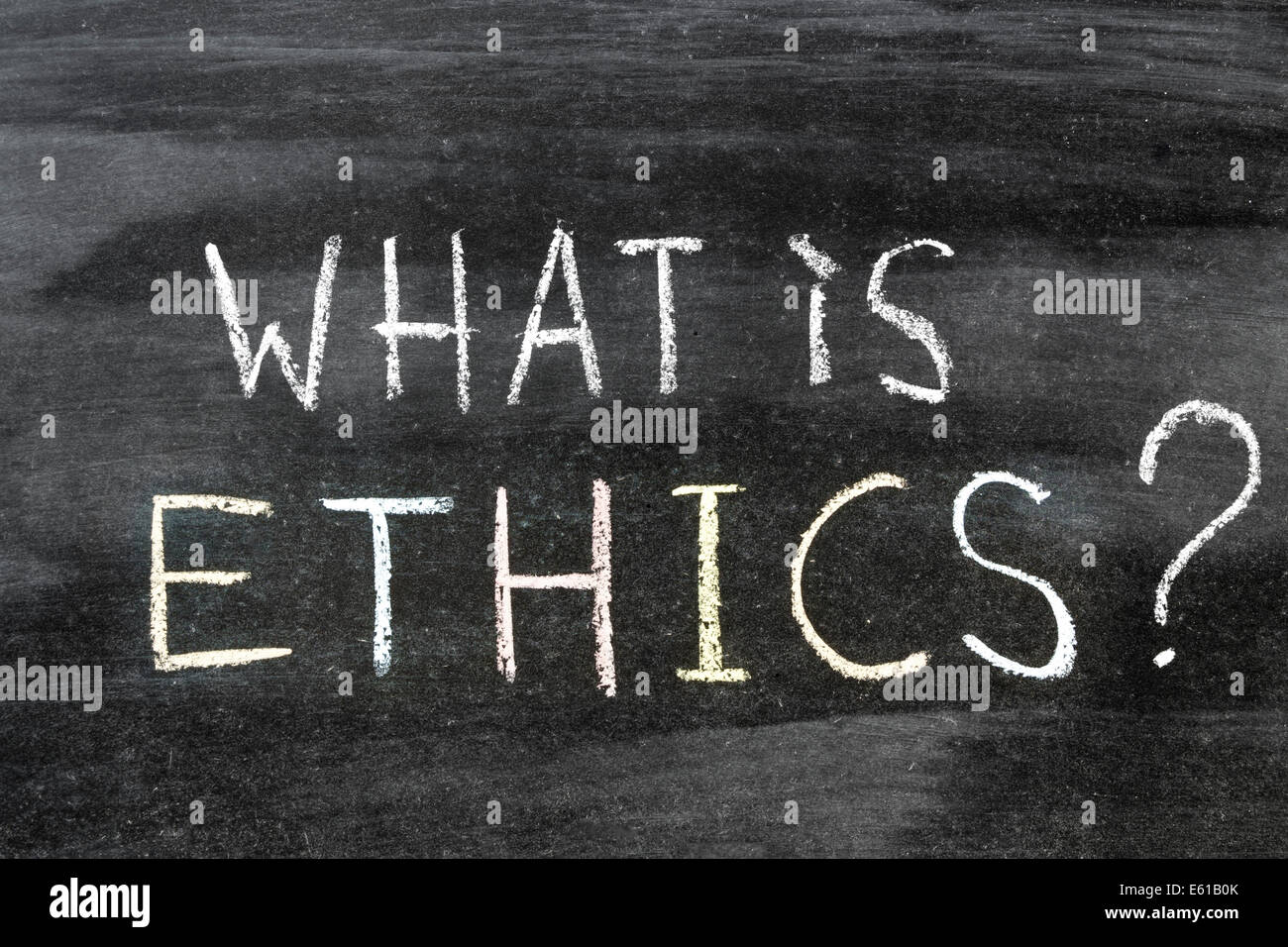 Quelle est la question de l'éthique à la main sur le tableau noir de l ...
