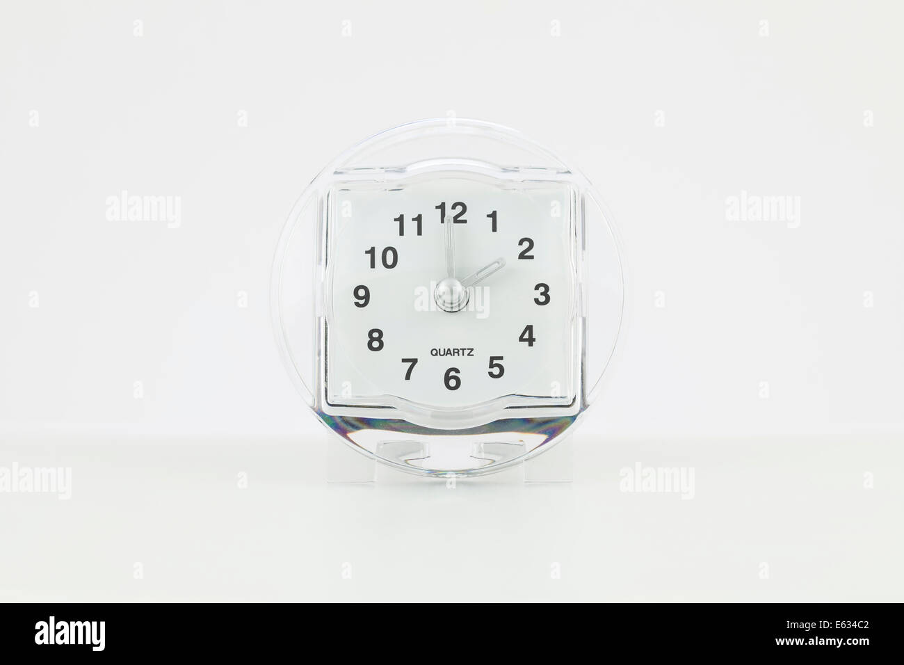 14h horloge Banque de photographies et d’images à haute résolution - Alamy