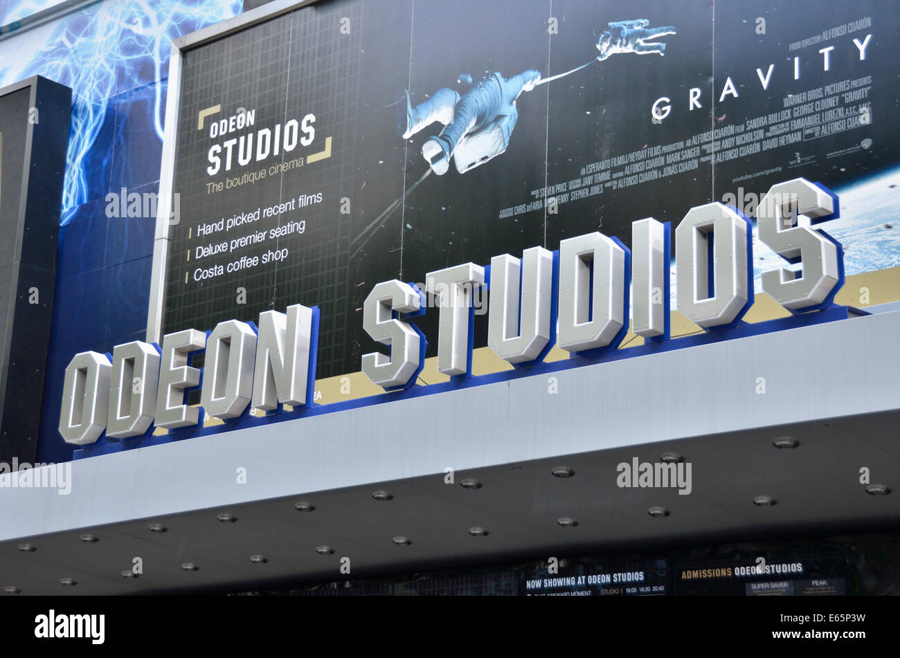 Odeon cinema sign Banque de photographies et d’images à haute ...