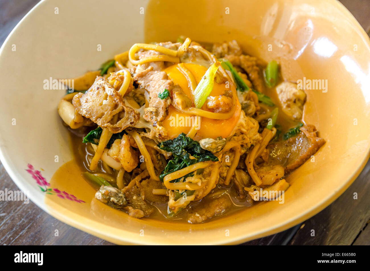 Pad mee hokkien Banque de photographies et d’images à haute résolution ...